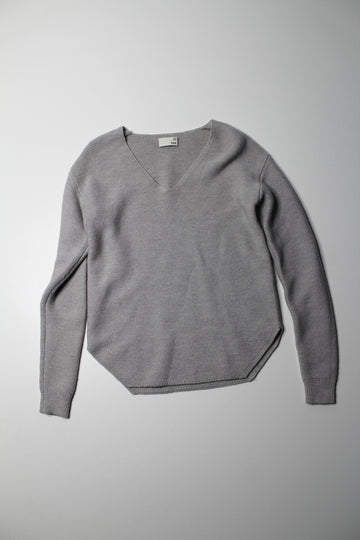 Aritzia Sweaters – Belle Boutique Consignment